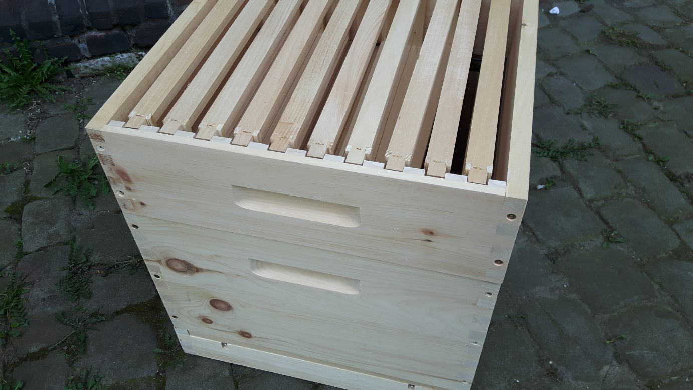 Dadant komplettbeute inkl. Rähmchen – Bienenhirte®